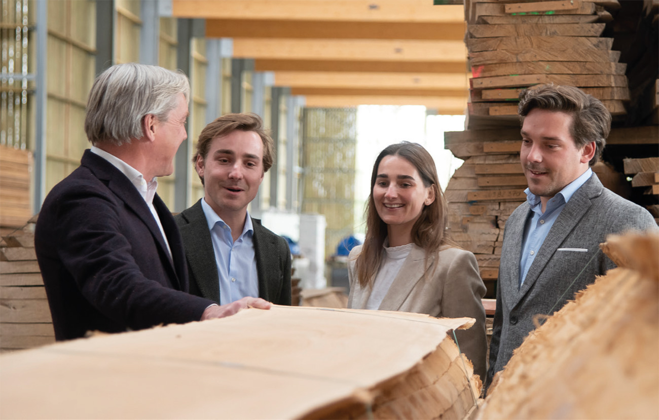 CRAS WOODGROUP VERSTERKT ZIJN MANAGEMENT